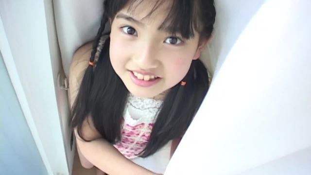 【穴沢明子】TreasureBox Vol.18: ジュニアアイドル動画館